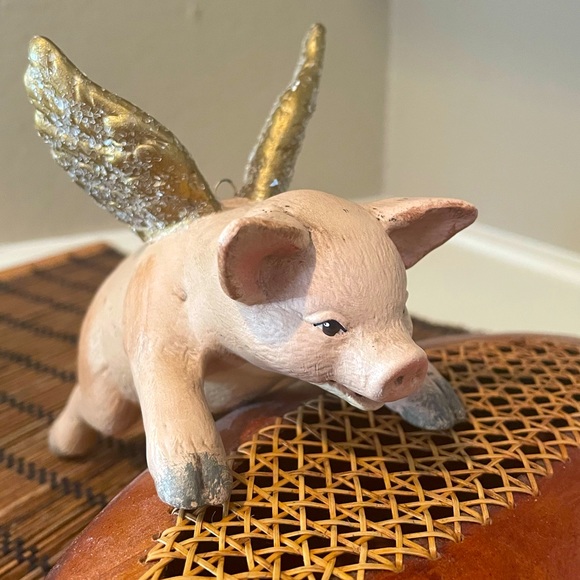 Walnut Ridge | Holiday | Vintage Flying Pig Ornament | Poshmark